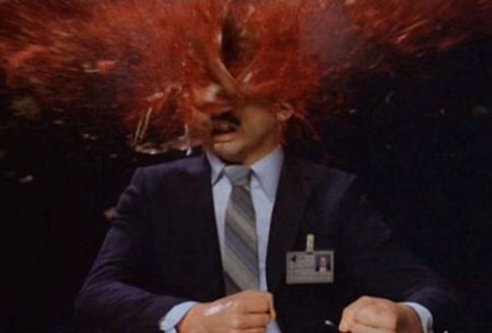 Sidney Crosby terrifies teammates with impression of the exploding head ...